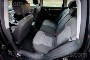 Melns Volkswagen Passat B7 2012 Tukums, ar dzinēja tilpumu 1.60 L un nobraukumu 286 tūkst. km par 4890 €, foto 11 vietnē AUTOMOTO.COM.LV