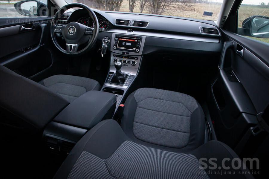 Melns Volkswagen Passat B7 2012 Tukums, ar dzinēja tilpumu 1.60 L un nobraukumu 286 tūkst. km par 4890 €, foto 12 vietnē AUTOMOTO.COM.LV