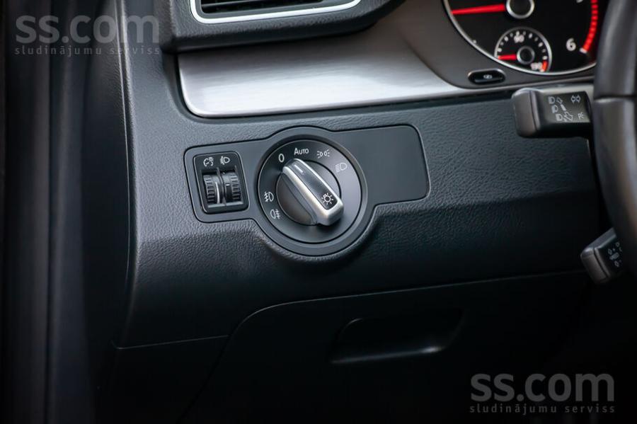 Melns Volkswagen Passat B7 2012 Tukums, ar dzinēja tilpumu 1.60 L un nobraukumu 286 tūkst. km par 4890 €, foto 14 vietnē AUTOMOTO.COM.LV