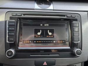 Black Volkswagen Passat B7 2012 in Riga, with an engine capacity of 2.00 L and mileage of 284 thousand km for 4990 €, photo 14 on AUTOMOTO.COM.LV