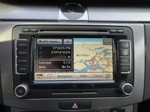 Black Volkswagen Passat B7 2012 in Riga, with an engine capacity of 2.00 L and mileage of 284 thousand km for 4990 €, photo 16 on AUTOMOTO.COM.LV
