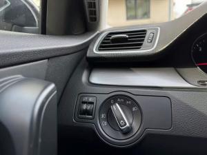 Black Volkswagen Passat B7 2012 in Riga, with an engine capacity of 2.00 L and mileage of 284 thousand km for 4990 €, photo 25 on AUTOMOTO.COM.LV