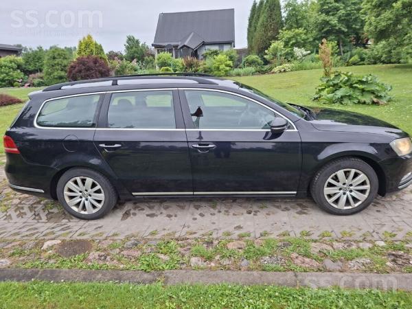 Melns Volkswagen Passat B7 2012 Rīga, ar dzinēja tilpumu 2.00 L un nobraukumu 304 tūkst. km par 3990 €, foto 3 vietnē AUTOMOTO.COM.LV