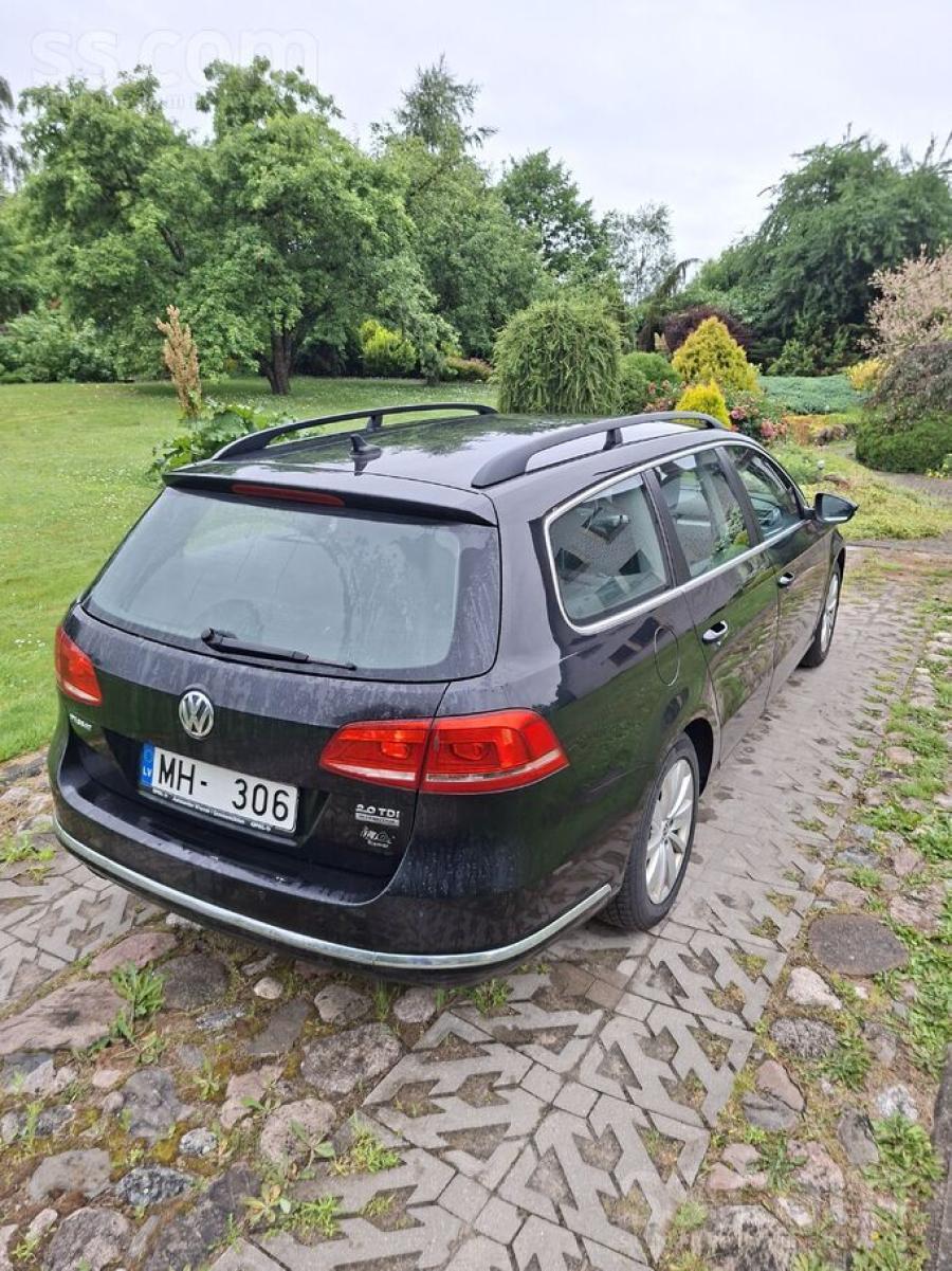 Melns Volkswagen Passat B7 2012 Rīga, ar dzinēja tilpumu 2.00 L un nobraukumu 304 tūkst. km par 3990 €, foto 5 vietnē AUTOMOTO.COM.LV