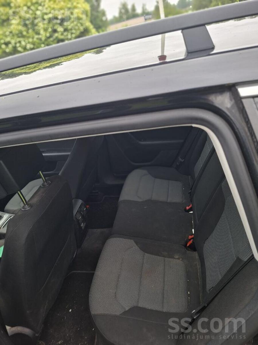 Melns Volkswagen Passat B7 2012 Rīga, ar dzinēja tilpumu 2.00 L un nobraukumu 304 tūkst. km par 3990 €, foto 10 vietnē AUTOMOTO.COM.LV