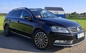 Black Volkswagen Passat B7 2012 in Riga, with an engine capacity of 2.00 L and mileage of 251 thousand km for 5100 €, photo 3 on AUTOMOTO.COM.LV