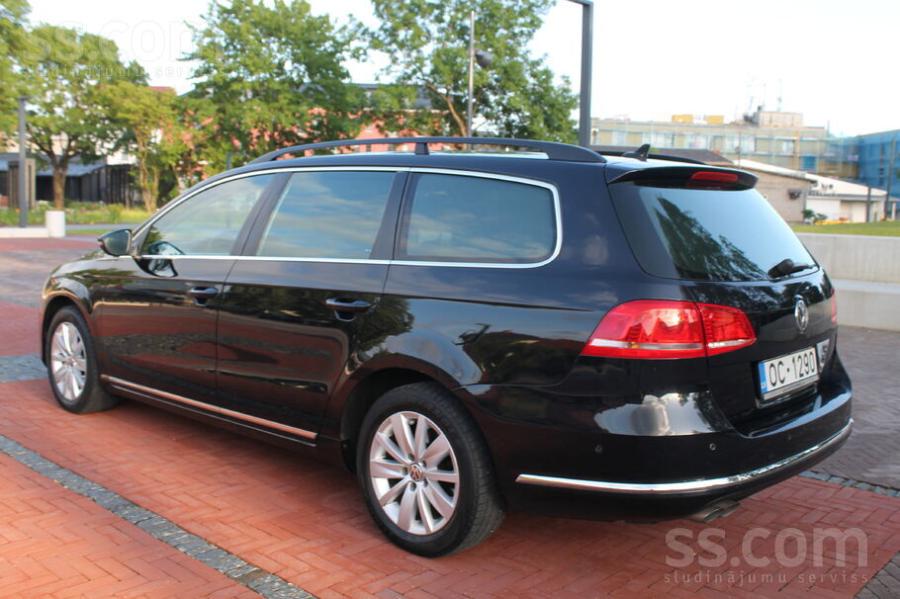 Black Volkswagen Passat B7 2012 in Saldus, with an engine capacity of 2.00 L and mileage of 361 thousand km for 4100 €, photo 7 on AUTOMOTO.COM.LV