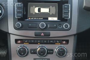 Black Volkswagen Passat B7 2012 in Saldus, with an engine capacity of 2.00 L and mileage of 361 thousand km for 4100 €, photo 12 on AUTOMOTO.COM.LV
