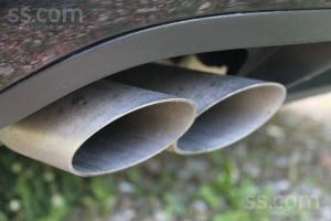 Black Volkswagen Passat B7 2012 in Saldus, with an engine capacity of 2.00 L and mileage of 361 thousand km for 4100 €, photo 20 on AUTOMOTO.COM.LV