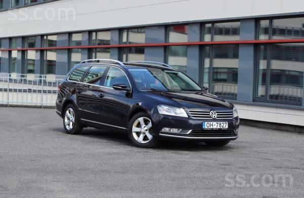Black Volkswagen Passat B7 2012 in Riga, with an engine capacity of 2.00 L and mileage of 296 thousand km for 4480 €, photo 1 on AUTOMOTO.COM.LV