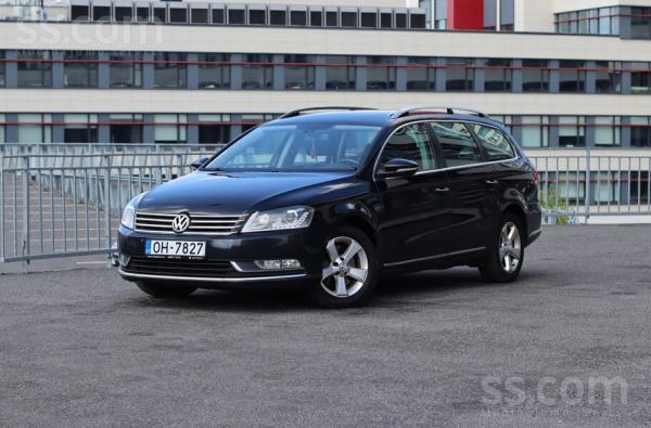 Black Volkswagen Passat B7 2012 in Riga, with an engine capacity of 2.00 L and mileage of 296 thousand km for 4480 €, photo 3 on AUTOMOTO.COM.LV
