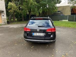 Black Volkswagen Passat B7 2012 in Riga, with an engine capacity of 2.00 L and mileage of 0 thousand km for 3850 €, photo 5 on AUTOMOTO.COM.LV
