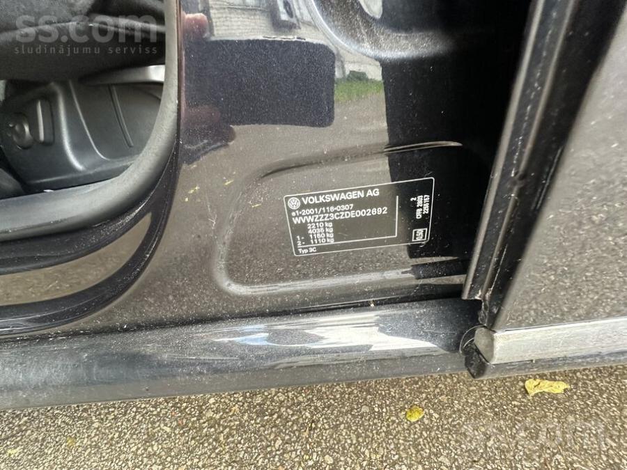 Black Volkswagen Passat B7 2012 in Riga, with an engine capacity of 2.00 L and mileage of 0 thousand km for 3850 €, photo 11 on AUTOMOTO.COM.LV