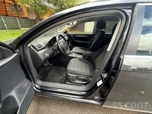 Black Volkswagen Passat B7 2012 in Riga, with an engine capacity of 2.00 L and mileage of 0 thousand km for 3850 €, photo 16 on AUTOMOTO.COM.LV