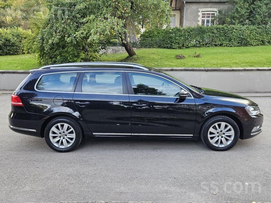 Black Volkswagen Passat B7 2012 in Jekabpils, with an engine capacity of 2.00 L and mileage of 312 thousand km for 5990 €, photo 7 on AUTOMOTO.COM.LV