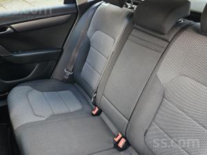 Black Volkswagen Passat B7 2012 in Jekabpils, with an engine capacity of 2.00 L and mileage of 312 thousand km for 5990 €, photo 15 on AUTOMOTO.COM.LV