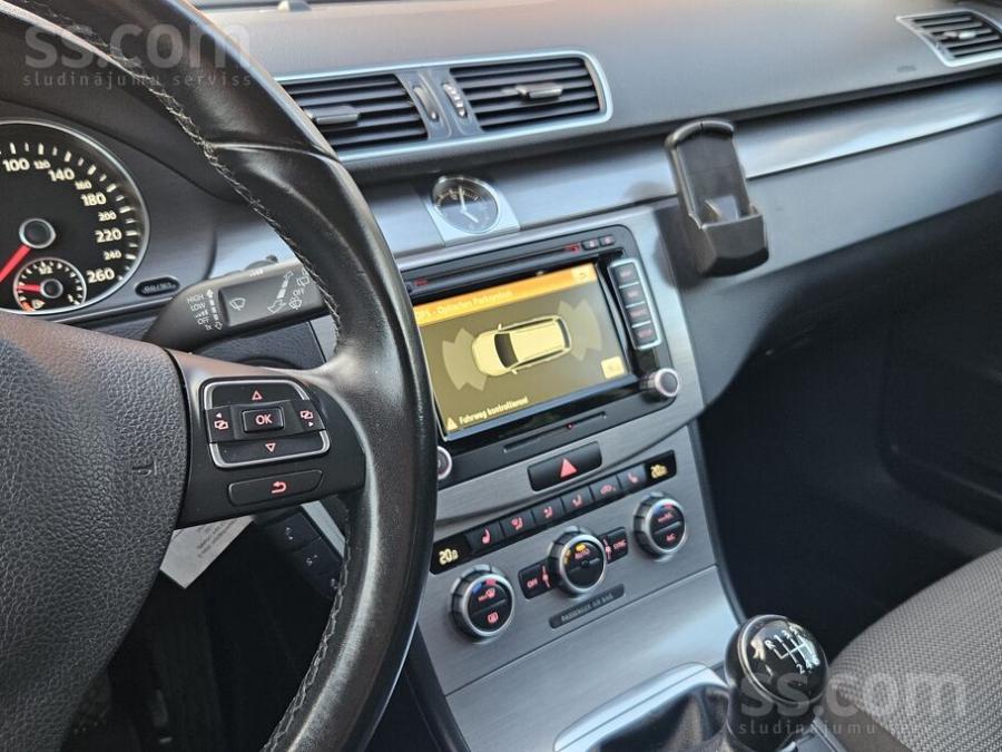 Black Volkswagen Passat B7 2012 in Jekabpils, with an engine capacity of 2.00 L and mileage of 312 thousand km for 5990 €, photo 29 on AUTOMOTO.COM.LV