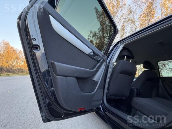 Volkswagen Passat B7 2012 RÄzekne vietnÄ Melns Volkswagen Passat B7 2012 RÄzekne, ar dzinÄja tilpumu 2.00 L un nobraukumu 0 tÅ«kst. km par 5900 ā¬, foto 9 vietnÄ AUTOMOTO.COM.LV
