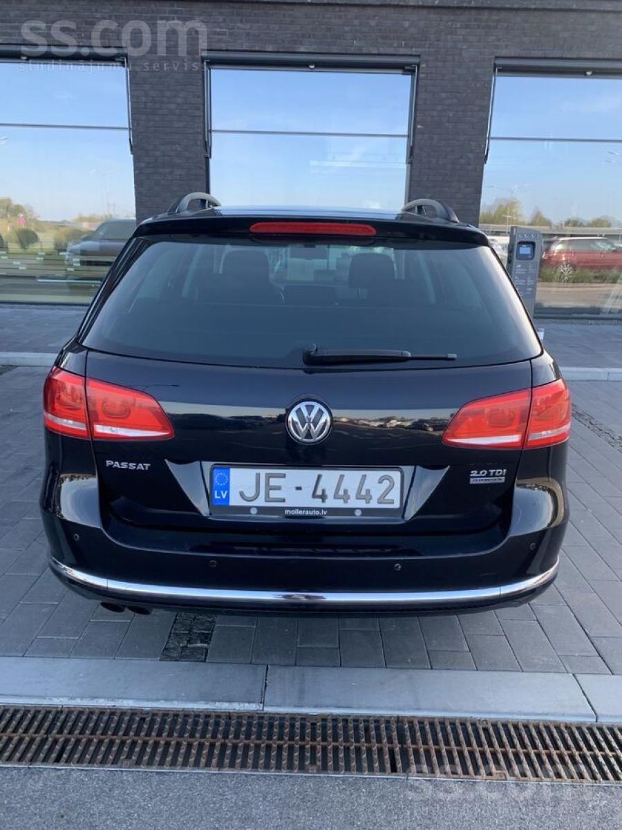 Melns Volkswagen Passat B7 2013 Rīga, ar dzinēja tilpumu 2.00 L un nobraukumu 274 tūkst. km par 5700 €, foto 4 vietnē AUTOMOTO.COM.LV
