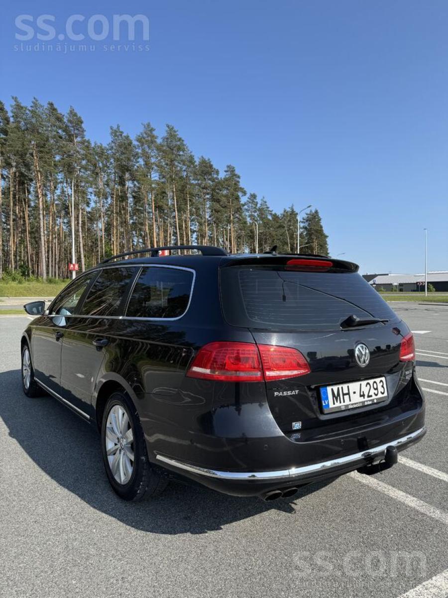 Black Volkswagen Passat B7 2013 in Riga, with an engine capacity of 2.00 L and mileage of 283 thousand km for 6000 €, photo 4 on AUTOMOTO.COM.LV
