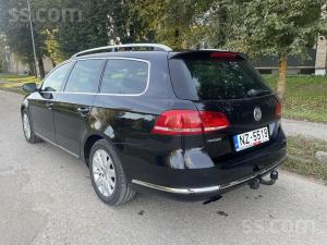 Black Volkswagen Passat B7 2013 in Jekabpils, with an engine capacity of 2.00 L and mileage of 340 thousand km for 4659 €, photo 3 on AUTOMOTO.COM.LV