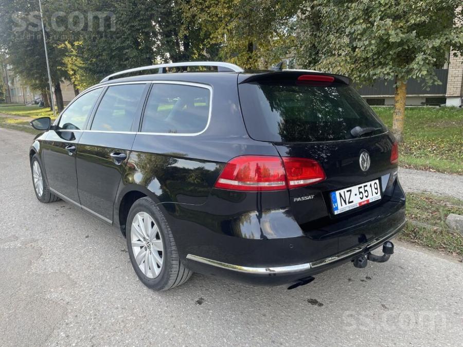 Black Volkswagen Passat B7 2013 in Jekabpils, with an engine capacity of 2.00 L and mileage of 340 thousand km for 4659 €, photo 3 on AUTOMOTO.COM.LV
