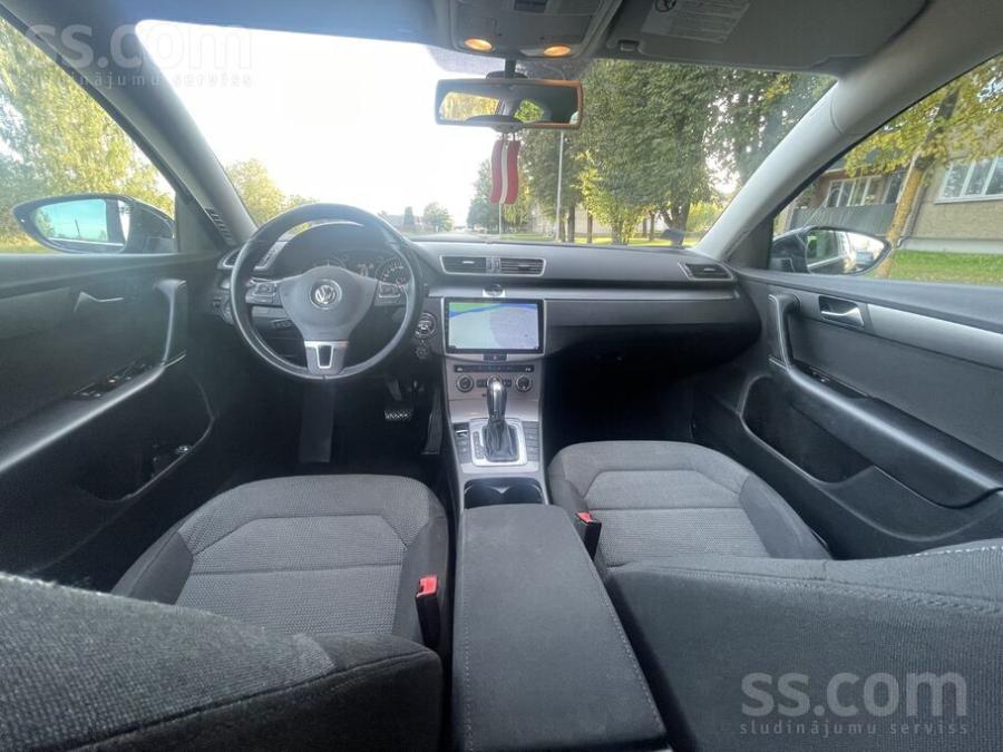 Black Volkswagen Passat B7 2013 in Jekabpils, with an engine capacity of 2.00 L and mileage of 340 thousand km for 4659 €, photo 8 on AUTOMOTO.COM.LV