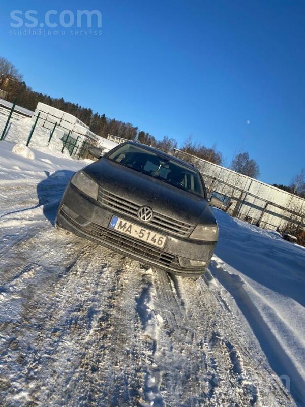 Melns Volkswagen Passat B7 2013 Ogre, ar dzinēja tilpumu 2.00 L un nobraukumu 276 tūkst. km par 2150 €, foto 1 vietnē AUTOMOTO.COM.LV