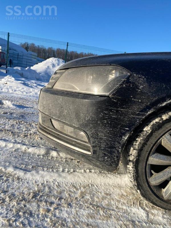 Melns Volkswagen Passat B7 2013 Ogre, ar dzinēja tilpumu 2.00 L un nobraukumu 276 tūkst. km par 2150 €, foto 6 vietnē AUTOMOTO.COM.LV