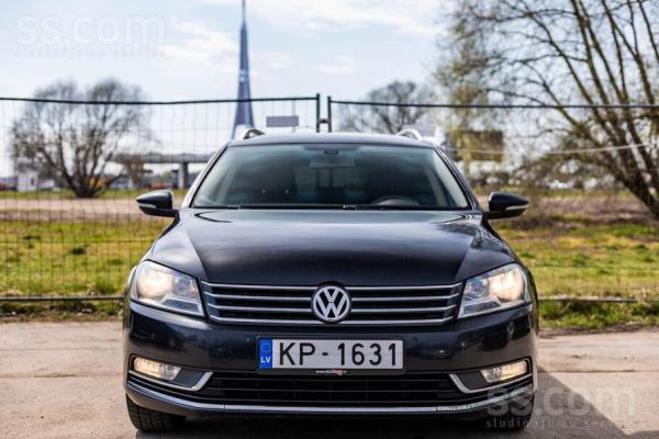 Melns Volkswagen Passat B7 2013 Rīga, ar dzinēja tilpumu 1.60 L un nobraukumu 375 tūkst. km par 6190 €, foto 3 vietnē AUTOMOTO.COM.LV