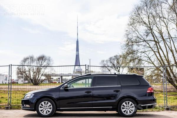 Melns Volkswagen Passat B7 2013 Rīga, ar dzinēja tilpumu 1.60 L un nobraukumu 375 tūkst. km par 6190 €, foto 4 vietnē AUTOMOTO.COM.LV