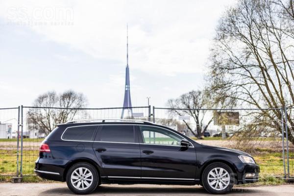 Melns Volkswagen Passat B7 2013 Rīga, ar dzinēja tilpumu 1.60 L un nobraukumu 375 tūkst. km par 6190 €, foto 5 vietnē AUTOMOTO.COM.LV