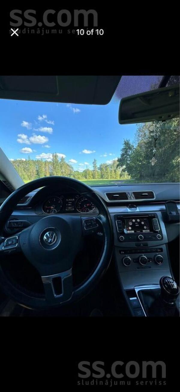 Black Volkswagen Passat B7 2013 in Ogre, with an engine capacity of 2.00 L and mileage of 375 thousand km for 3900 €, photo 8 on AUTOMOTO.COM.LV