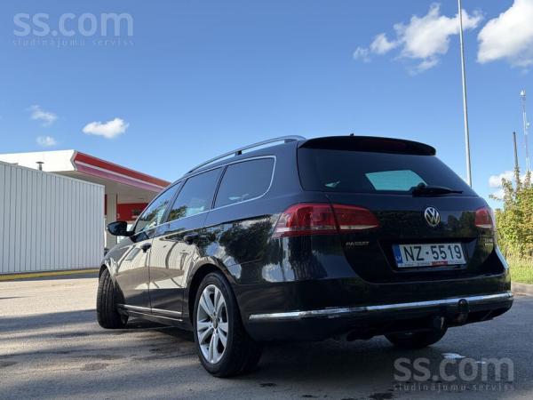 Black Volkswagen Passat B7 2013 in Jekabpils, with an engine capacity of 2.00 L and mileage of 346 thousand km for 3400 €, photo 3 on AUTOMOTO.COM.LV