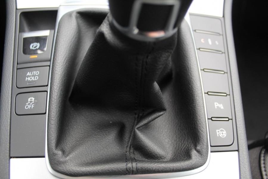 Melns Volkswagen Passat B7 2013 Rīga, ar dzinēja tilpumu 2.00 L un nobraukumu 95 tūkst. km par 9000 €, foto 7 vietnē AUTOMOTO.COM.LV