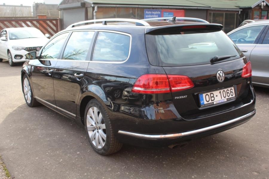 Melns Volkswagen Passat B7 2013 Rīga, ar dzinēja tilpumu 2.00 L un nobraukumu 95 tūkst. km par 9000 €, foto 12 vietnē AUTOMOTO.COM.LV