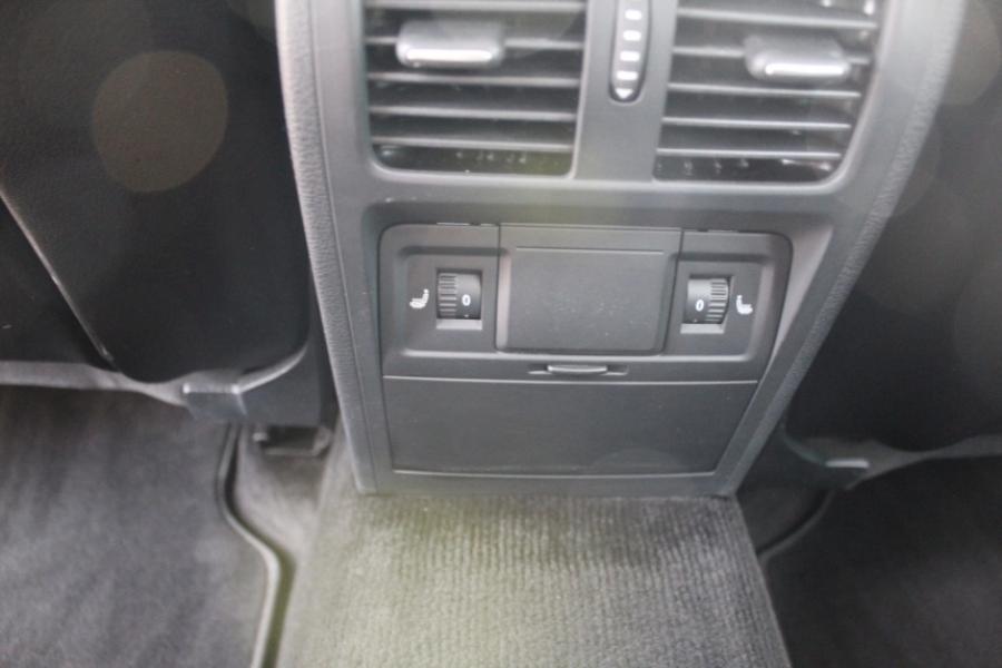 Melns Volkswagen Passat B7 2013 Rīga, ar dzinēja tilpumu 2.00 L un nobraukumu 95 tūkst. km par 9000 €, foto 18 vietnē AUTOMOTO.COM.LV