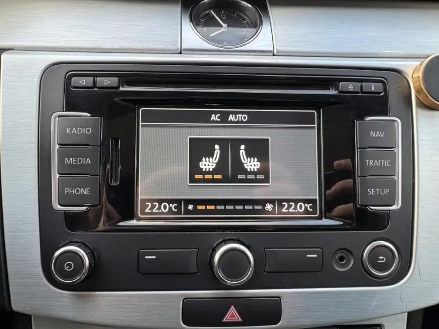 Melns Volkswagen Passat B7 2013 Rīga, ar dzinēja tilpumu 2.00 L un nobraukumu 248 tūkst. km par 3790 €, foto 15 vietnē AUTOMOTO.COM.LV
