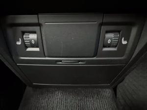 Melns Volkswagen Passat B7 2013 Rīga, ar dzinēja tilpumu 2.00 L un nobraukumu 248 tūkst. km par 3790 €, foto 20 vietnē AUTOMOTO.COM.LV