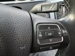 Melns Volkswagen Passat B7 2013 Rīga, ar dzinēja tilpumu 2.00 L un nobraukumu 248 tūkst. km par 3790 €, foto 27 vietnē AUTOMOTO.COM.LV