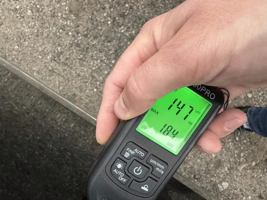 Melns Volkswagen Passat B7 2013 Rīga, ar dzinēja tilpumu 2.00 L un nobraukumu 248 tūkst. km par 3790 €, foto 43 vietnē AUTOMOTO.COM.LV