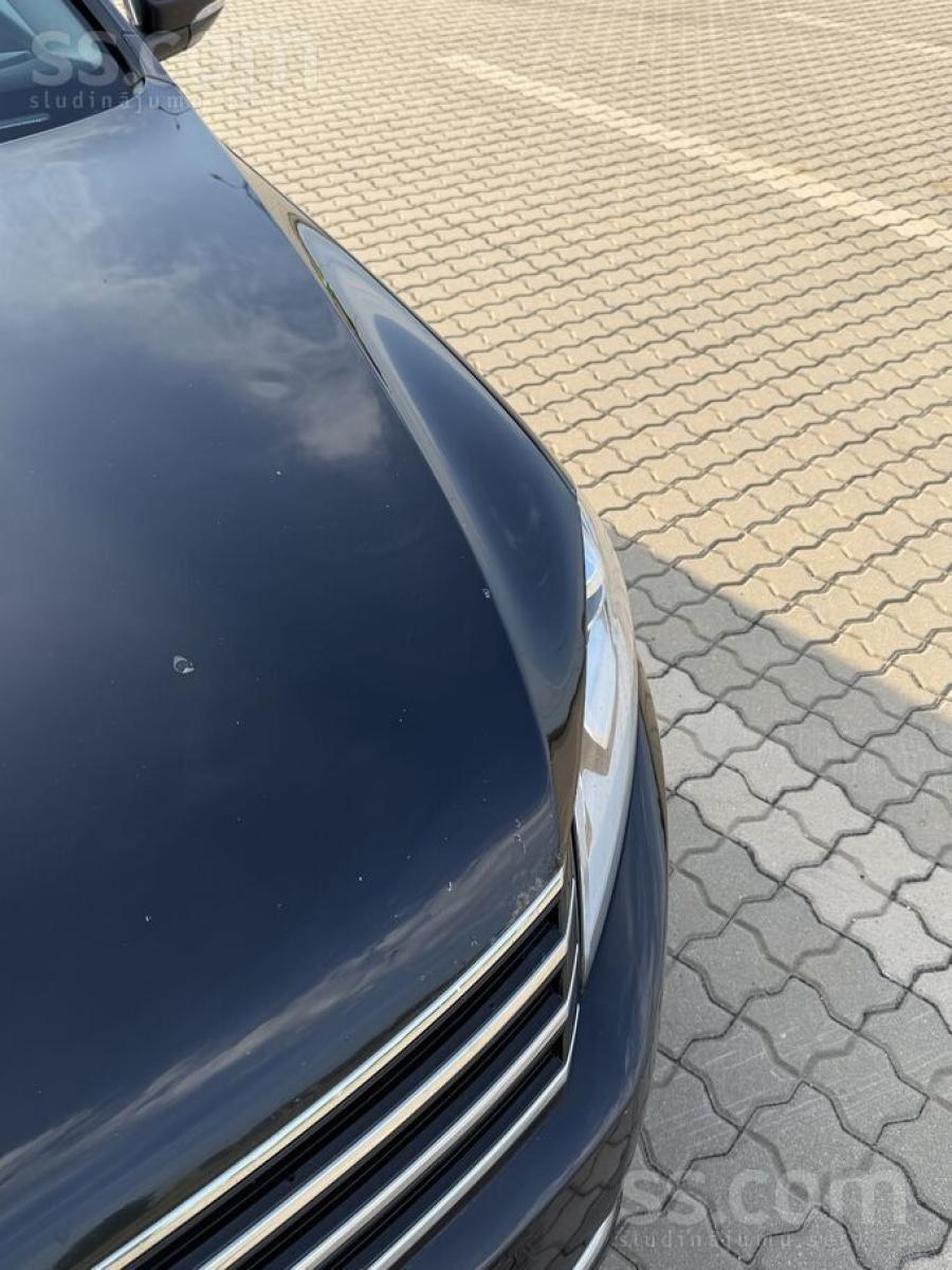 Black Volkswagen Passat B7 2013 in Riga, with an engine capacity of 1.60 L and mileage of 426 thousand km for 3497 €, photo 24 on AUTOMOTO.COM.LV