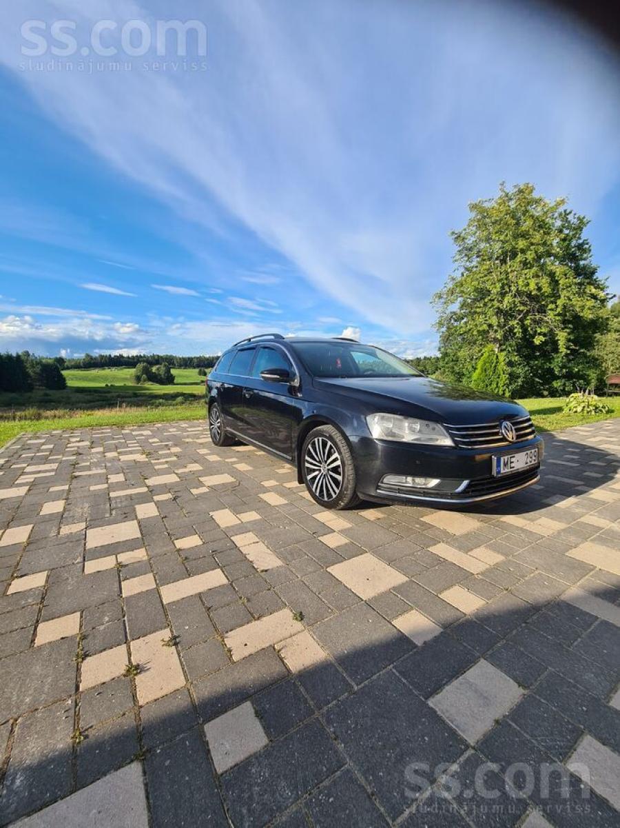 Melns Volkswagen Passat B7 2013 Alūksne, ar dzinēja tilpumu 2.00 L un nobraukumu 378 tūkst. km par 4950 €, foto 3 vietnē AUTOMOTO.COM.LV