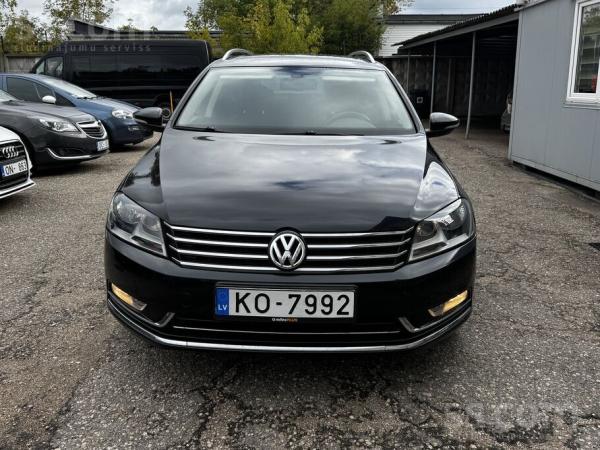 Melns Volkswagen Passat B7 2013 Daugavpils, ar dzinēja tilpumu 2.00 L un nobraukumu 0 tūkst. km par 4990 €, foto 3 vietnē AUTOMOTO.COM.LV