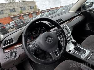 Melns Volkswagen Passat B7 2013 Daugavpils, ar dzinēja tilpumu 2.00 L un nobraukumu 0 tūkst. km par 4990 €, foto 16 vietnē AUTOMOTO.COM.LV