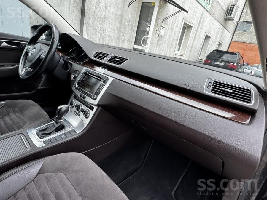 Melns Volkswagen Passat B7 2013 Daugavpils, ar dzinēja tilpumu 2.00 L un nobraukumu 0 tūkst. km par 4990 €, foto 17 vietnē AUTOMOTO.COM.LV