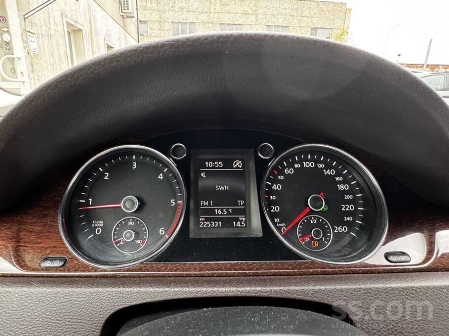 Melns Volkswagen Passat B7 2013 Daugavpils, ar dzinēja tilpumu 2.00 L un nobraukumu 0 tūkst. km par 4990 €, foto 21 vietnē AUTOMOTO.COM.LV