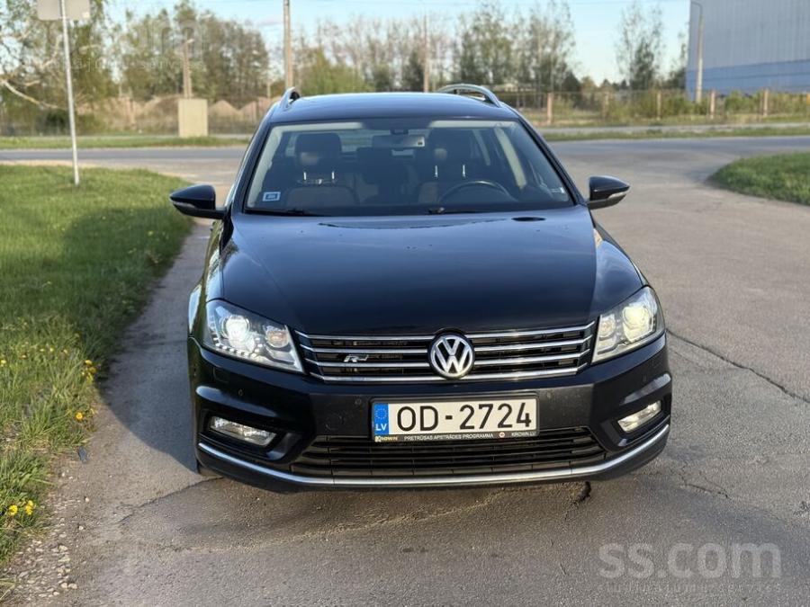 Black Volkswagen Passat B7 2014 in Riga, with an engine capacity of 2.00 L and mileage of 280 thousand km for 5650 €, photo 2 on AUTOMOTO.COM.LV