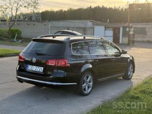 Black Volkswagen Passat B7 2014 in Riga, with an engine capacity of 2.00 L and mileage of 280 thousand km for 5650 €, photo 5 on AUTOMOTO.COM.LV