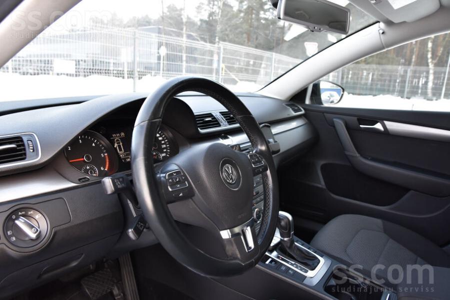 Melns Volkswagen Passat B7 2014 Rīga, ar dzinēja tilpumu 2.00 L un nobraukumu 359 tūkst. km par 5750 €, foto 9 vietnē AUTOMOTO.COM.LV